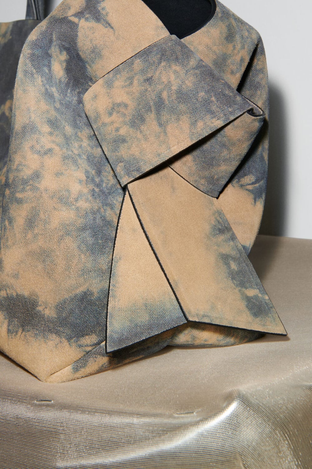 Acne Studios introduces a collection of new Musubi bags - THE Stylemate