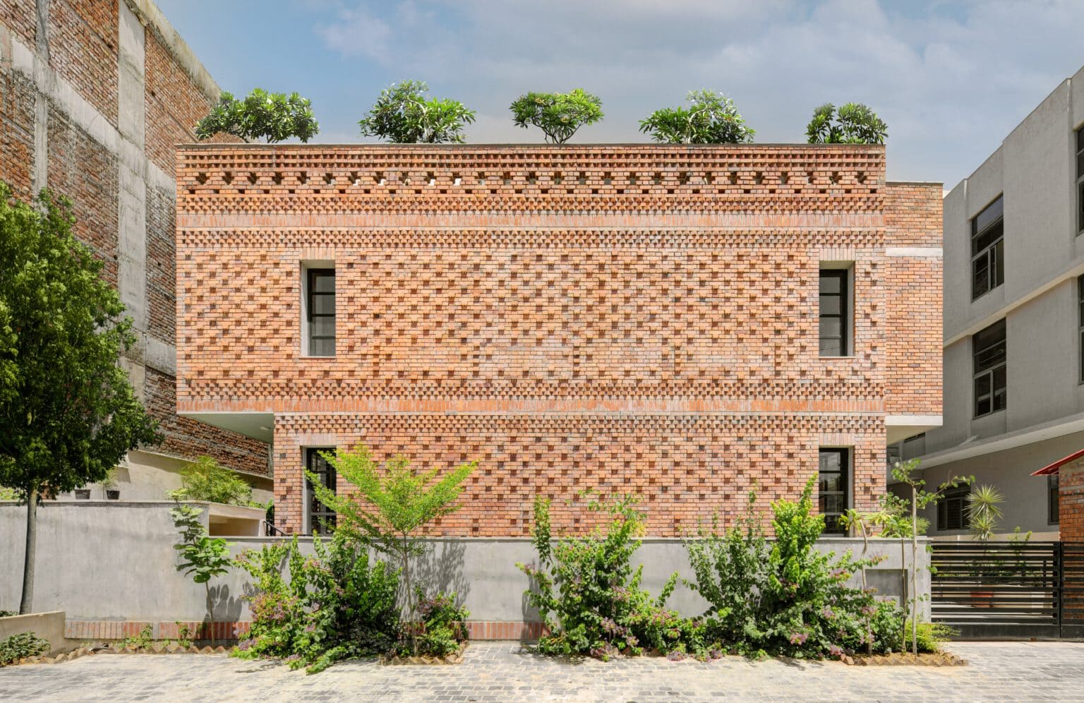 Brick Award 2024: BRICK BY BRICK - THE Stylemate