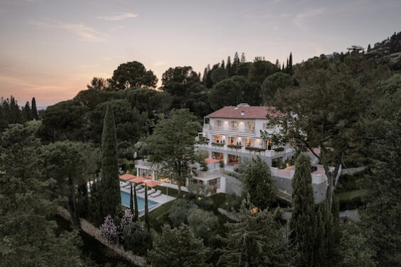 New domestic landscape: a villa nestled in the natural surroundings of ...
